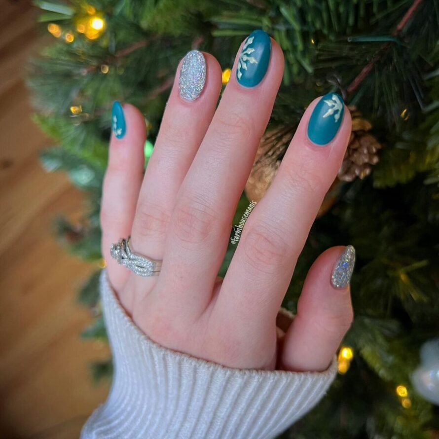 25 Chic Winter Manicure Ideas to Elevate Your Style Game