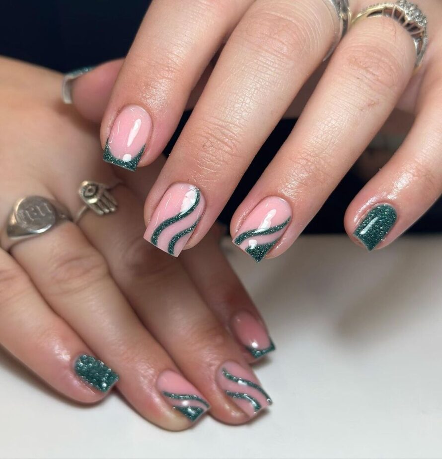 25 Stunning Colorful Gel Nail Ideas to Brighten Your Winter