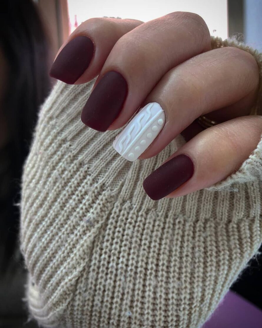 25 Stunning Matte Winter Nail Ideas to Elevate Your Style
