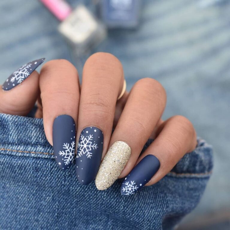 25 Stunning Matte Winter Nail Ideas to Elevate Your Style