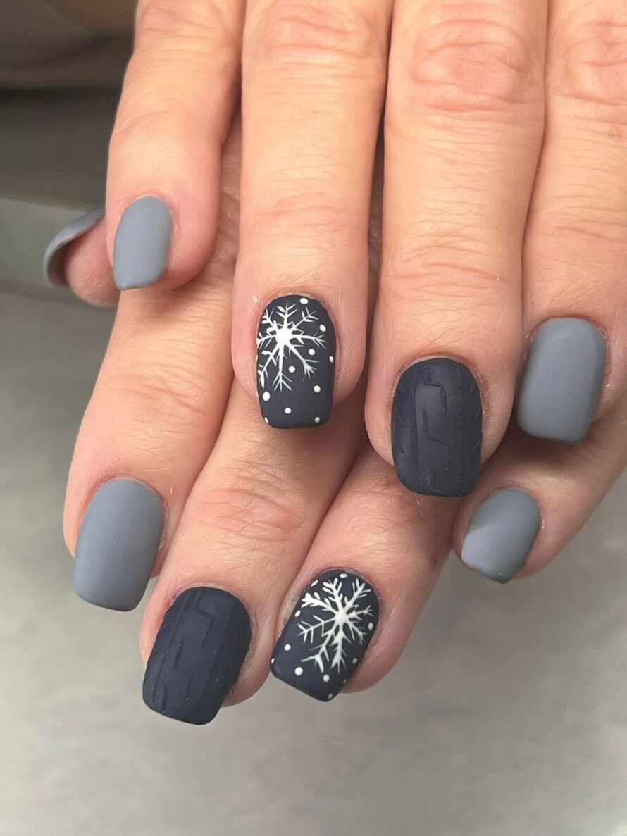25 Stunning Matte Winter Nail Ideas to Elevate Your Style
