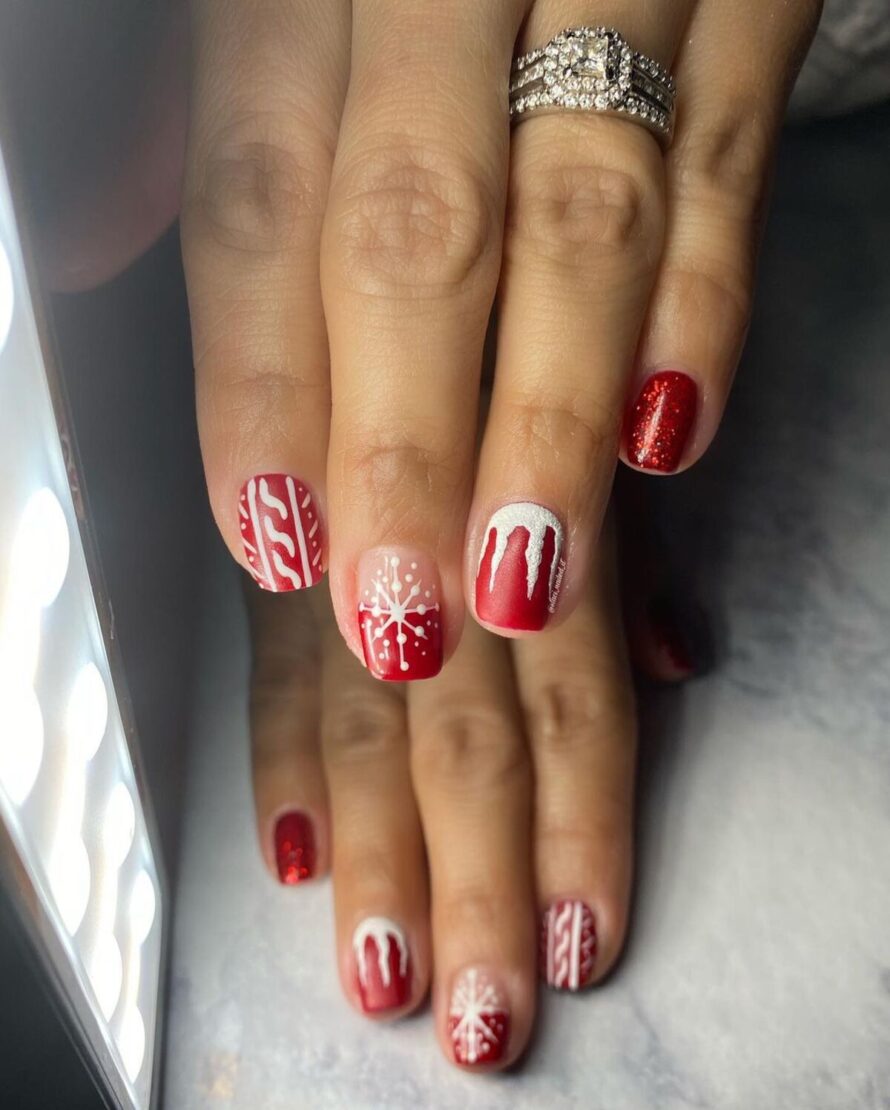 28 Stunning Short Red Nail Designs for a Festive New Year's Celebration