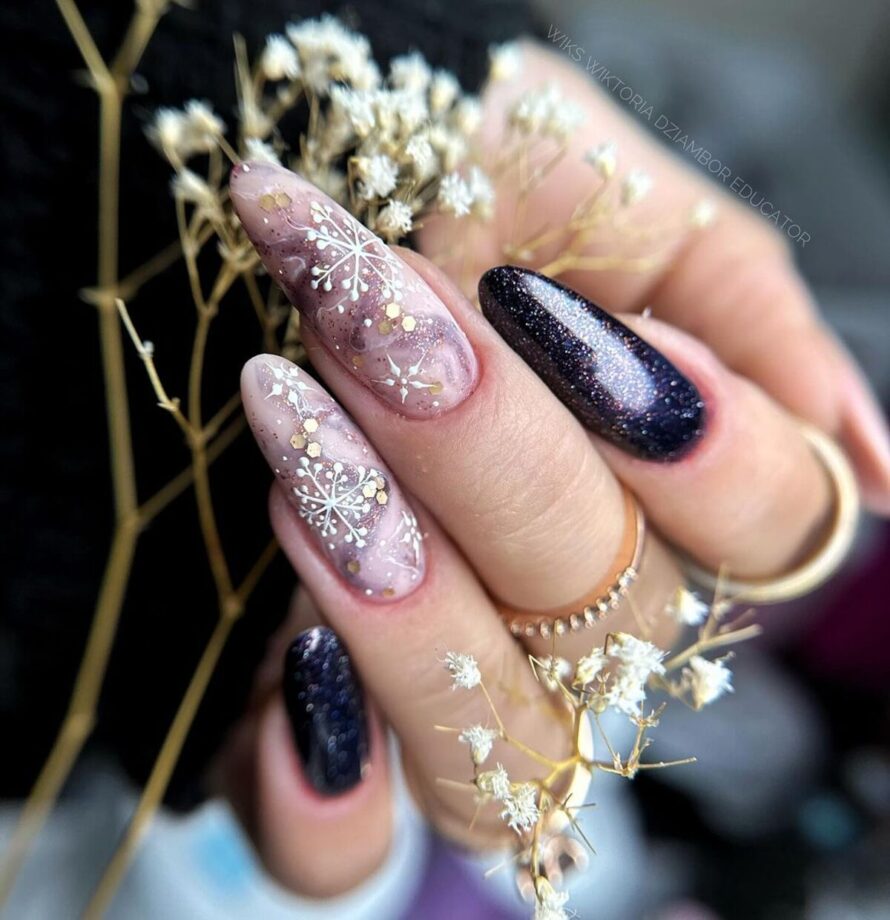 25 Stunning Winter Manicure Colors to Elevate Your Style
