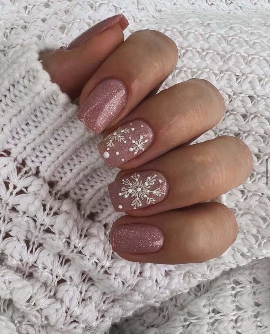 26 Trendy Winter Nail Designs You’ll Love to Show Off