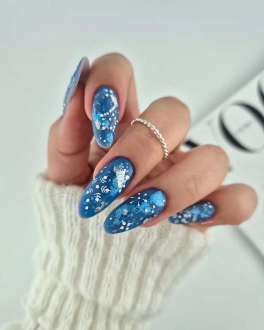 26 Trendy Winter Nail Designs You’ll Love to Show Off