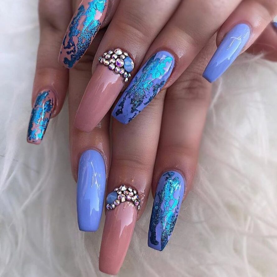 25 Stunning Long Square Nail Design Ideas for a Touch of Modern Elegance