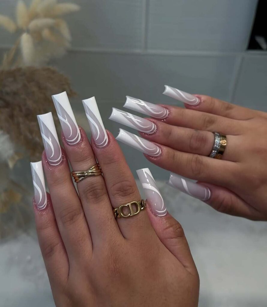 25 Stunning Long Square Nail Design Ideas for a Touch of Modern Elegance