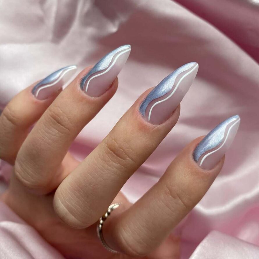 26 Spectacular Silver Nail Design Ideas for a Dazzling Look