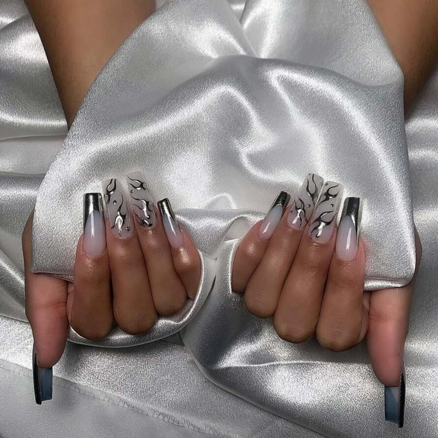 26 Spectacular Silver Nail Design Ideas for a Dazzling Look