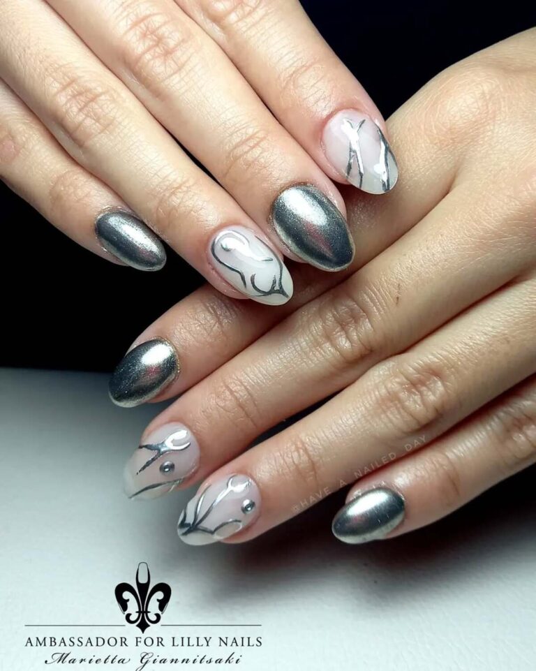 26 Spectacular Silver Nail Design Ideas for a Dazzling Look