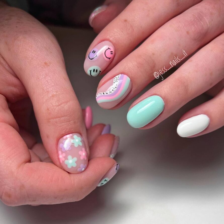 28 Elegant Spring Nail Designs in Lavender and Mint Green to Try Now