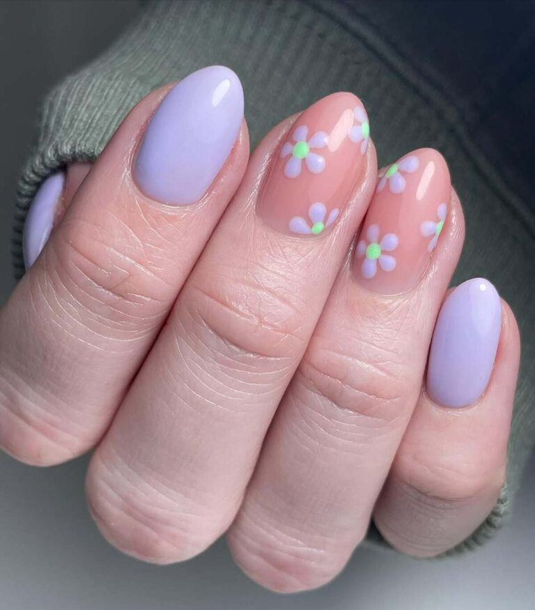 26 Almond Spring Nails in Soft Pink and Lavender for a Delicate Look