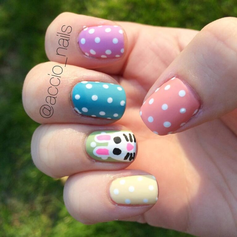 26 Adorable Easter Nails with Bunny Faces and Polka Dots