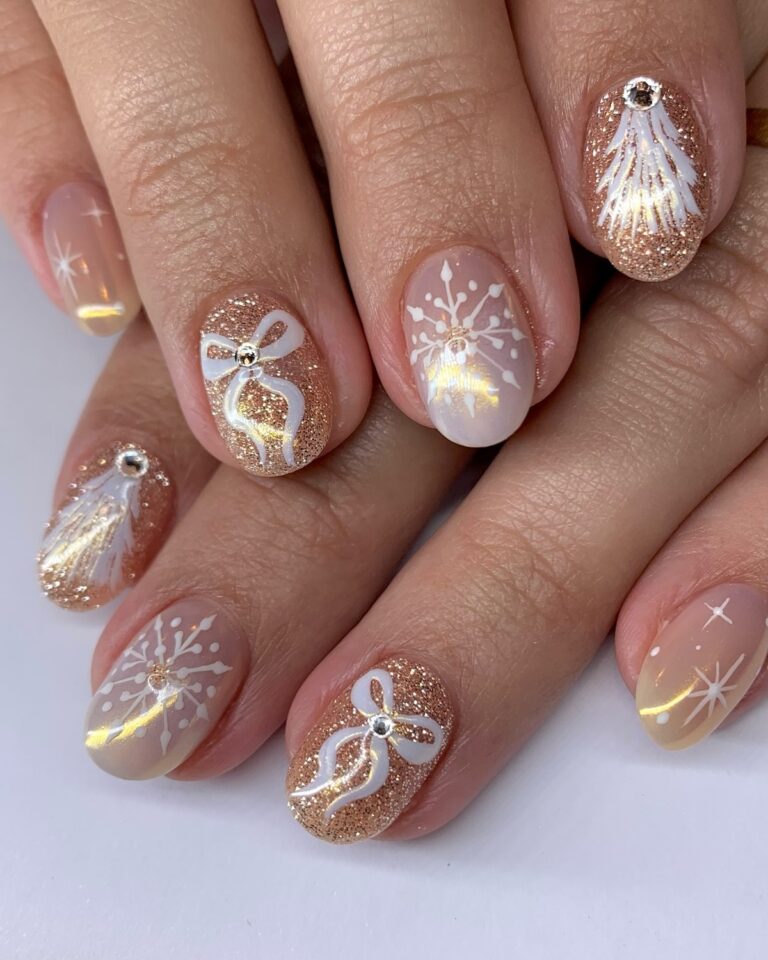 27 Glam Winter Nails with Glitter and Metallic Accents for the Holiday ...